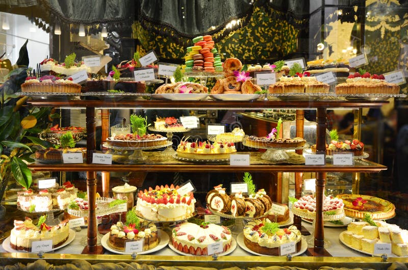 Konditorei redaktionelles stockfotografie. Bild von küche - 64136697