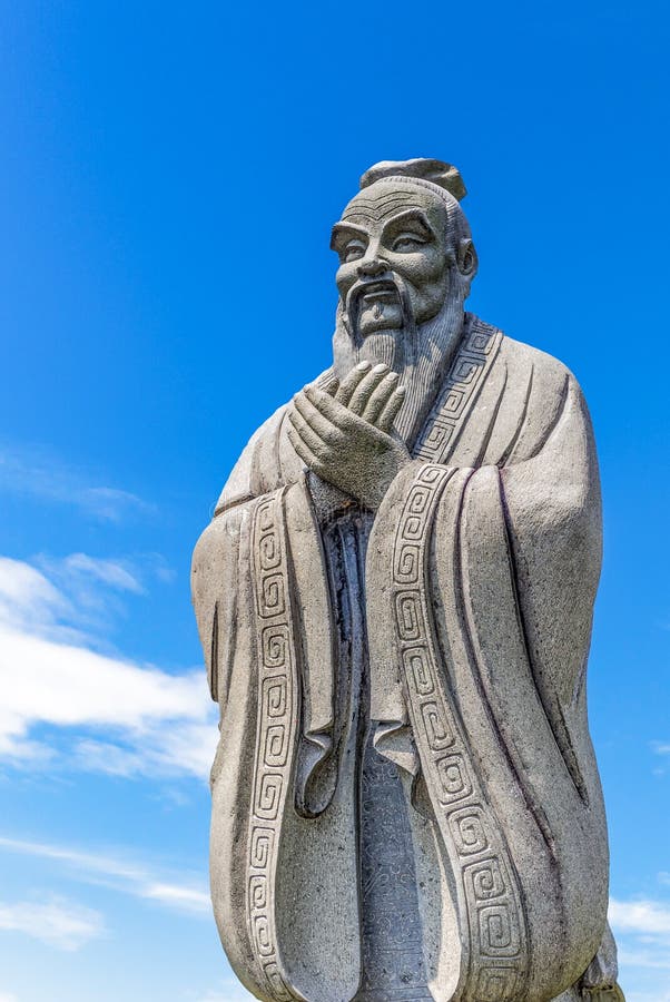Konfucius staty arkivfoto. Bild av östligt, staty, singapore - 41948236