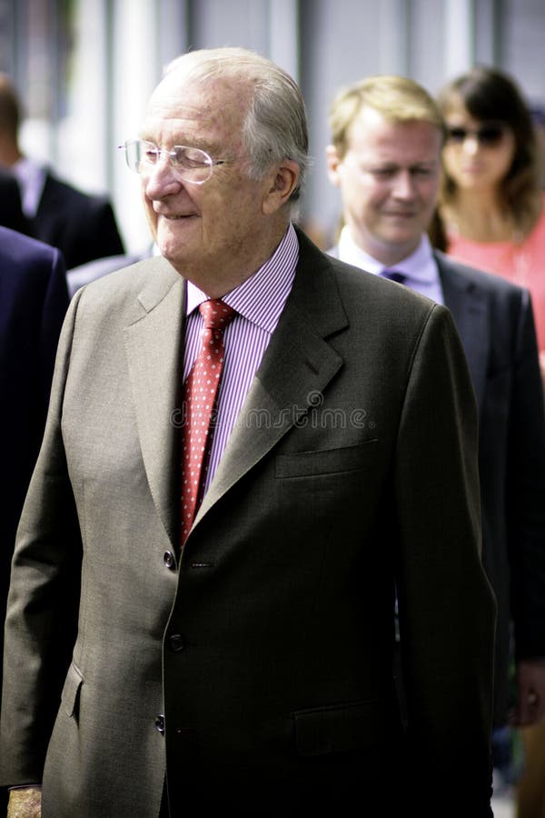 Koning Albert II Van België Redactionele Foto - Image of koning, gent ...