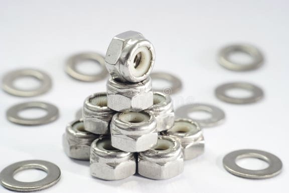 Kontermutter und Scheibe stockfoto. Bild von hintergrund - 16280082