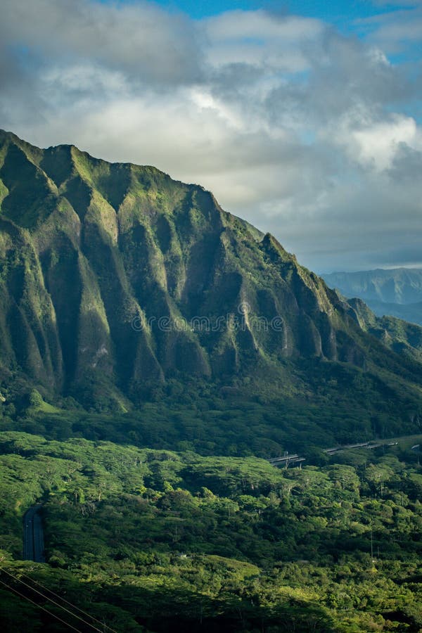 Koolau Mountain Range, Oahu, Hawaii Stock Photo - Image of lava, chain ...