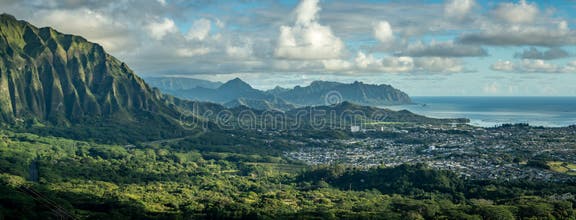 Koolau Mountain Range, Oahu, Hawaii Stock Image - Image of view, shield ...