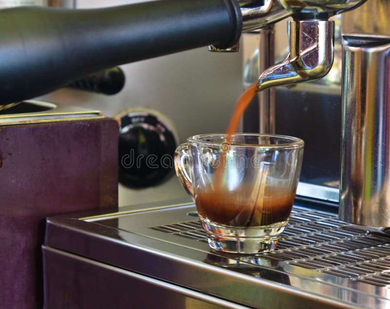 Kopp kaffe arkivfoto. Bild av kornig, dricka, bakade - 35218486