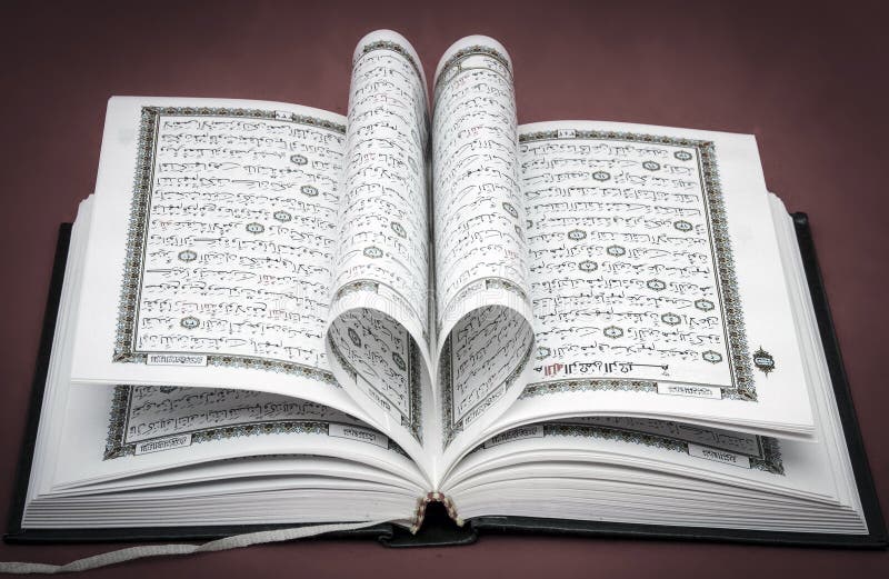 Koran stockbild. Bild von liebe, buch, form, moslems - 73959887
