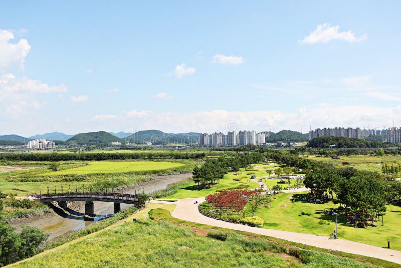 Korea ecological park editorial photo. Image of observatory - 216210416
