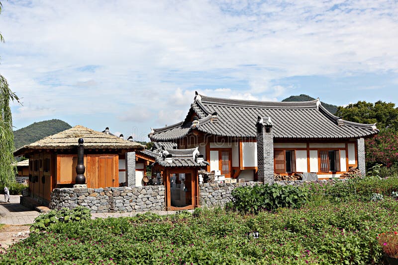 Korea house editorial photo. Image of nature, building - 215780316