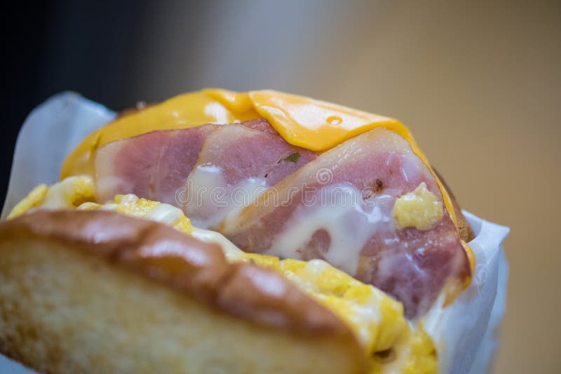 This Korean Egg Drop Sandwich or Scrambled Egg Sandwich is Made with ...