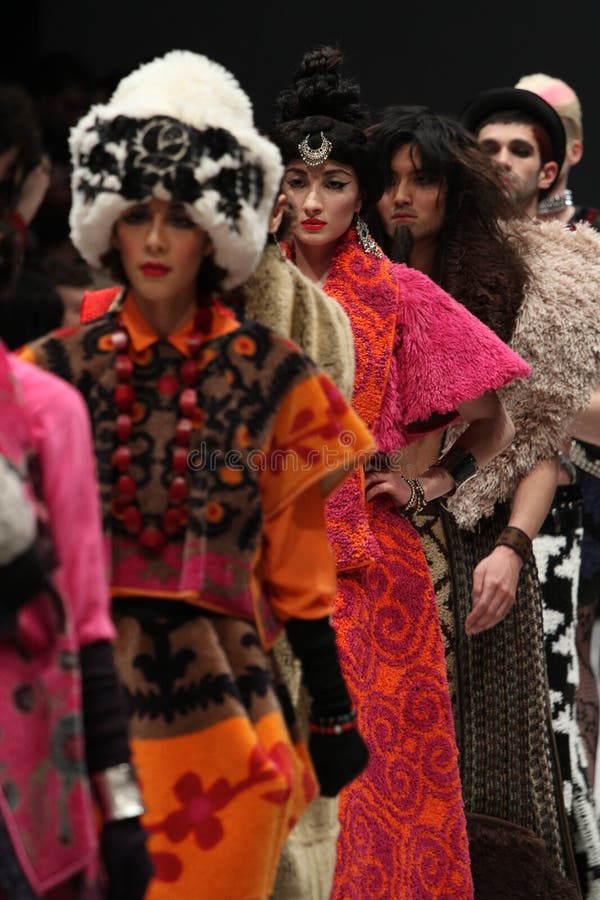 Korhani Home Runway Show 2012 Editorial Image - Image of model, runway ...