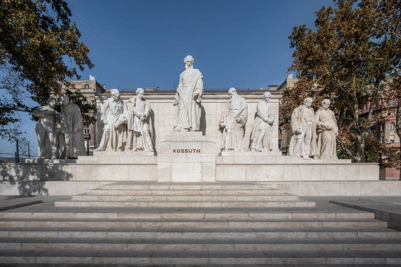 Kossuth Memorial - Budapest, Hungary Editorial Photography - Image of ...