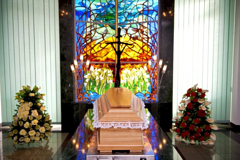 Kostnica zdjęcie stock. Obraz złożonej z trumna, ceremonia - 21760882