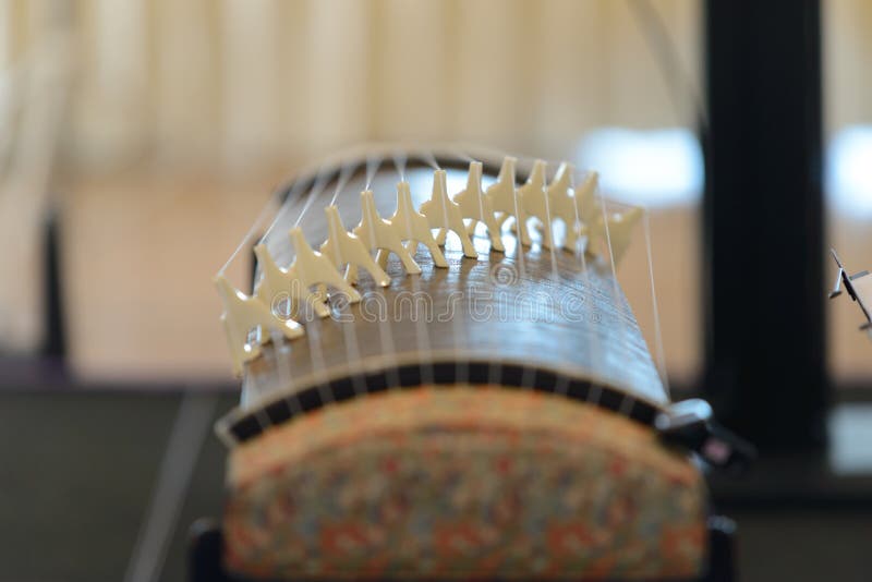 Koto - Instrumento Musical Tradicional Imagen de archivo - Imagen de ...