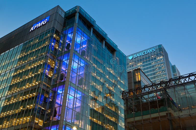 KPMG UK Head Offcie In Canary Wharf Editorial Stock Image - Image: 27287039