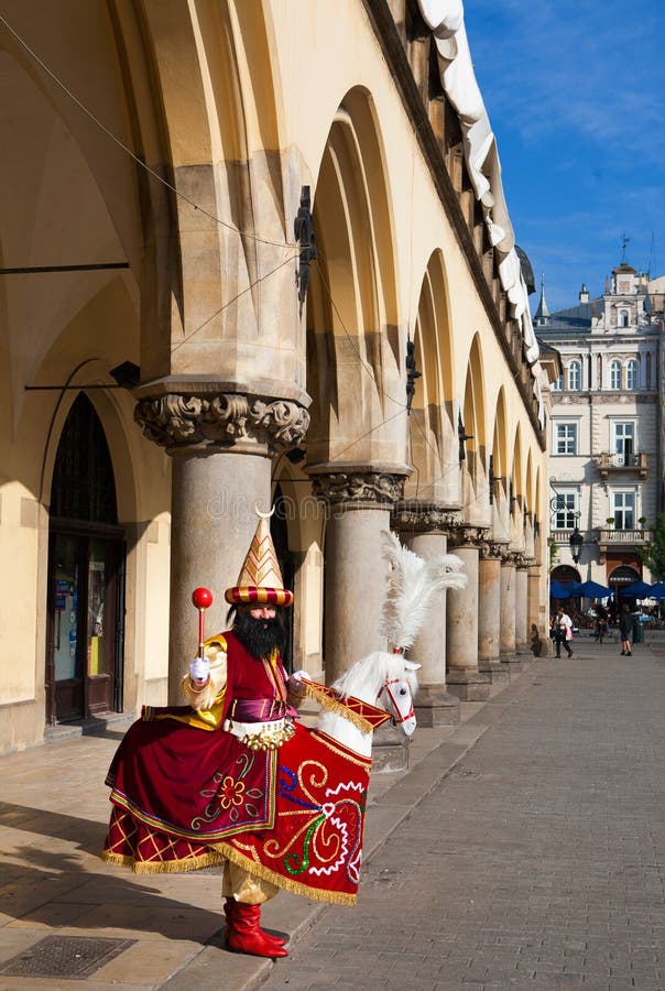 Lajkonik w Krakow zdjęcie editorial. Obraz złożonej z krakow - 39342391