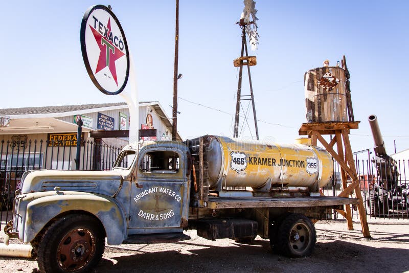 Kramer Junction stop editorial photo. Image of sierra - 31790071