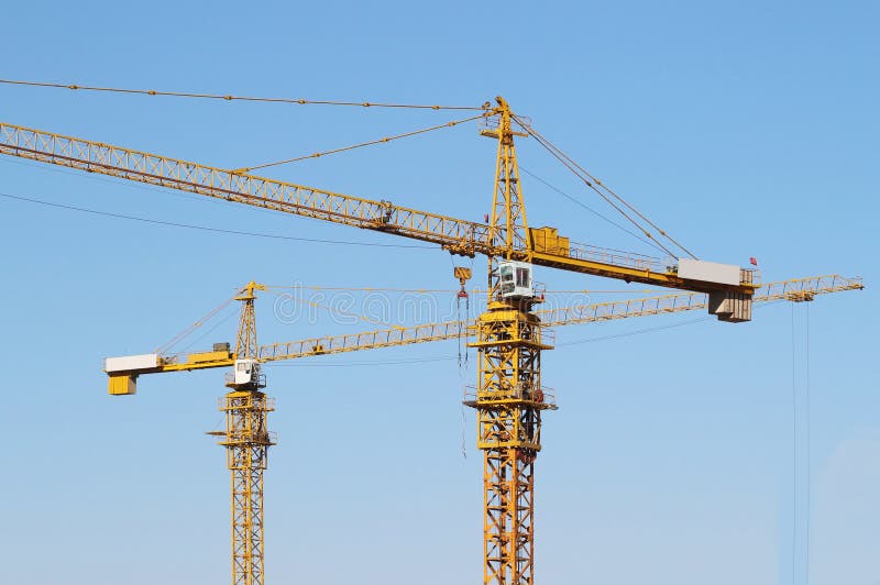 Kran I Byggnation, Skymning Fotografering för Bildbyråer - Bild av högt ...