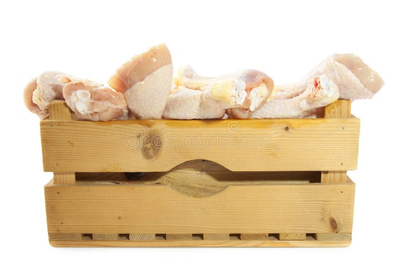 Krat met kip stock afbeelding. Image of vers, maaltijd - 40103161