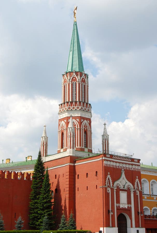 Kremlin Nikolskaya Tower on Red Square in Moscow Stock Image - Image of ...