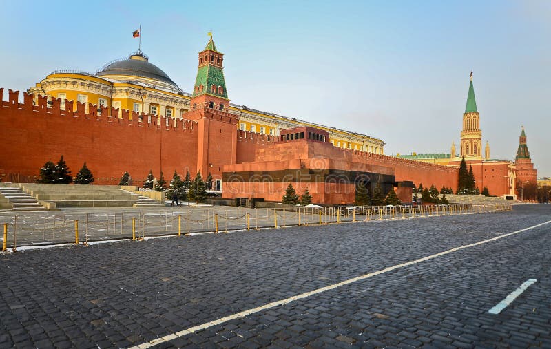 Kremlin, red square stock image. Image of tourist, star - 25387281