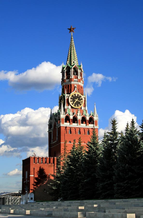 Kremlin Tower stock photo. Image of chiming, russia, architecture - 1303972