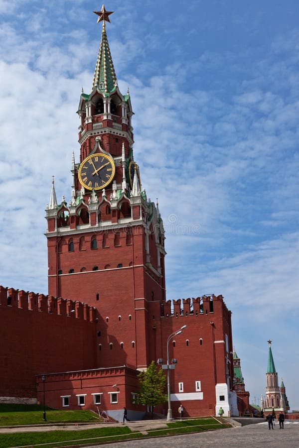 Kremlin Tower in Moscow editorial photo. Image of build - 36315121