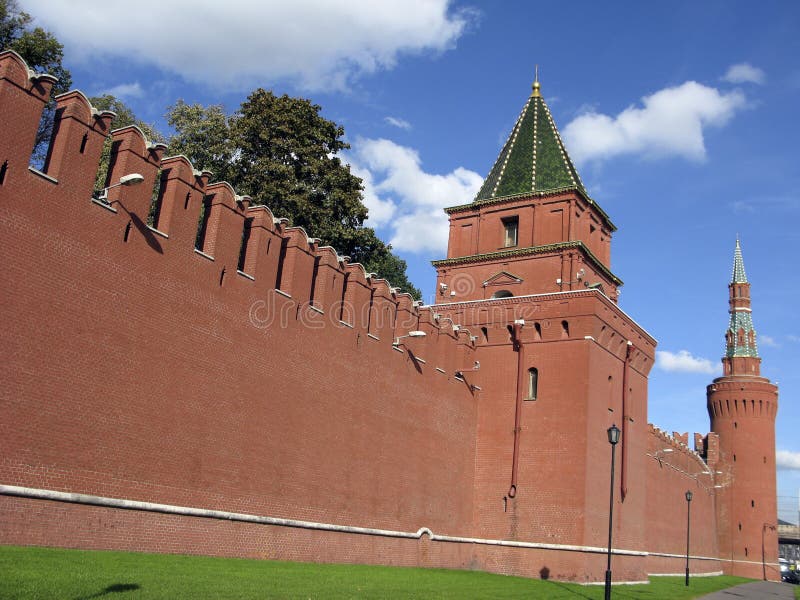 Moscow Kremlin Wall Towers, Russia Stock Photo - Image of brick, towers ...