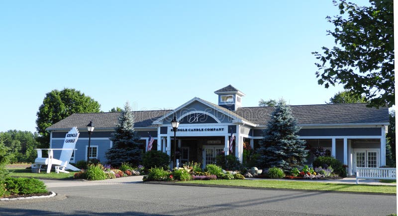 Kringle Candle Company is a Destination in Massachusetts Editorial ...