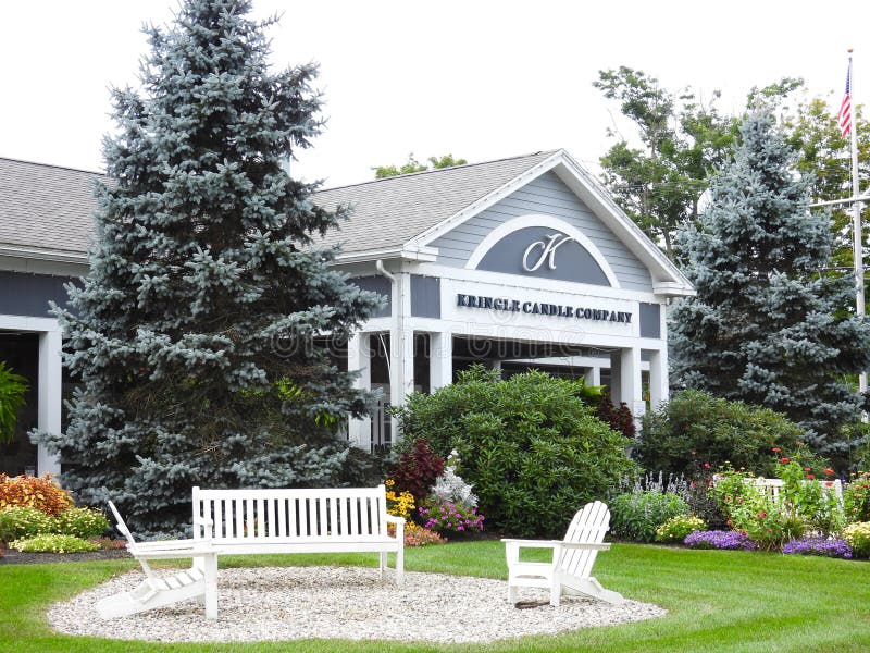 Kringle Candle Flagship Store Entry Landscaping Stock Photo - Image of ...