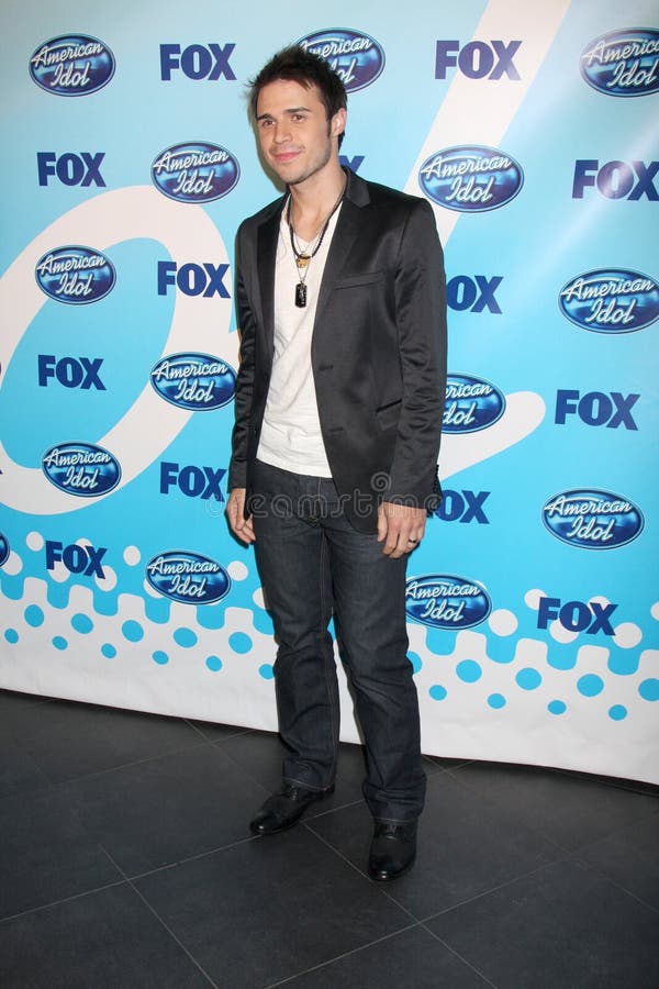 Kris Allen editorial stock photo. Image of kris, season - 37372788