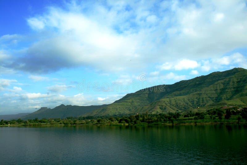 Krishna River in Maharashtra Stock Image - Image of mountain, water ...