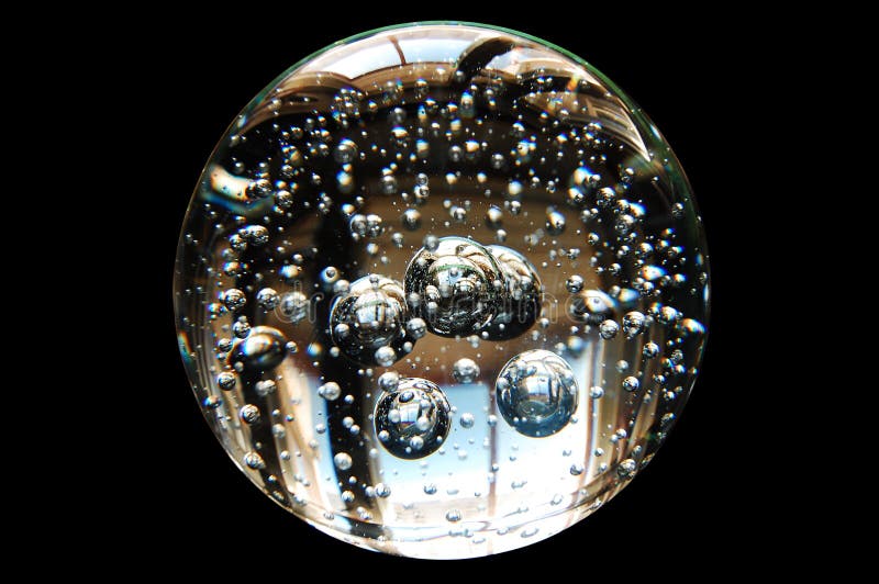 Kristallkugel Mit Luftblasen Stockbild - Bild von kugel, dekoration ...