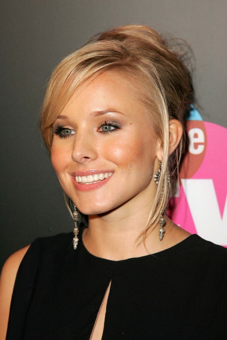 1,905 Kristen Bell Modeling Stock Photos - Free & Royalty-Free Stock ...