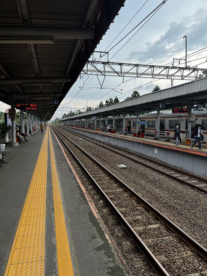 KRL Station editorial photography. Image of indonesia - 269165632