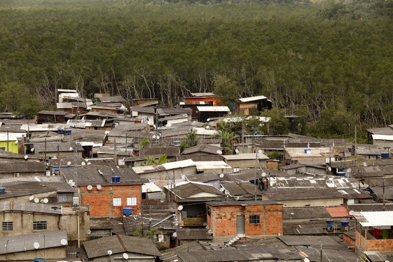 Krottenwijk Boven De Begraafplaats Stock Foto - Image of heuvel ...