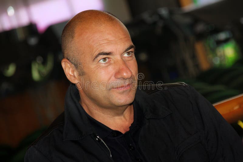 Krutoy的igor 编辑类库存图片. 图片 包括有 音乐会, 伙计, 节假日, 流行音乐, 竞争, 音乐 - 18061299