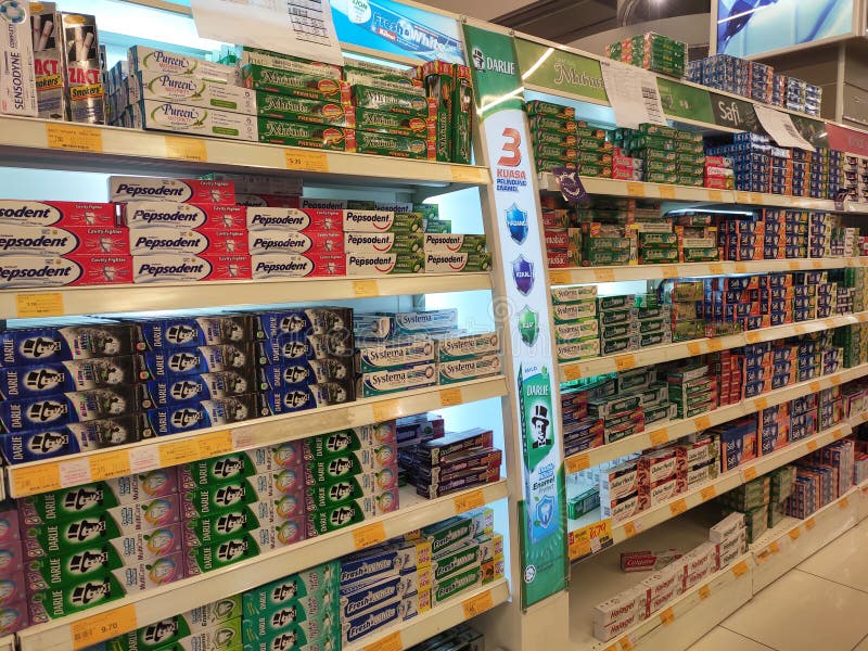 132 Toothpaste Aisle Photos - Free & Royalty-Free Stock Photos from ...