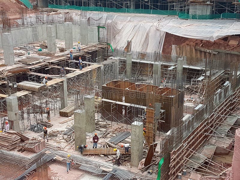 Building Basement Under Construction Using the Open Cut Method ...