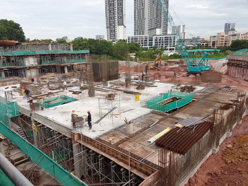 Building Basement Under Construction Using the Open Cut Method ...