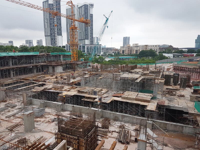 Building Basement Under Construction Using the Open Cut Method ...