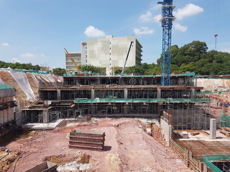 Building Basement Under Construction Using the Open Cut Method ...