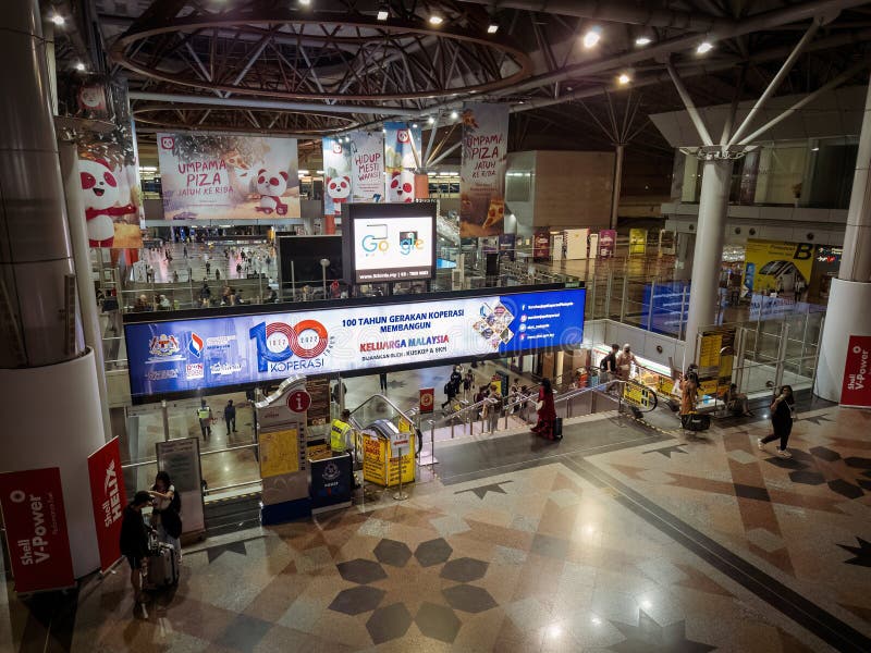 Commuters in KL Sentral Transportation Hub in Brickfields, KL. KL ...