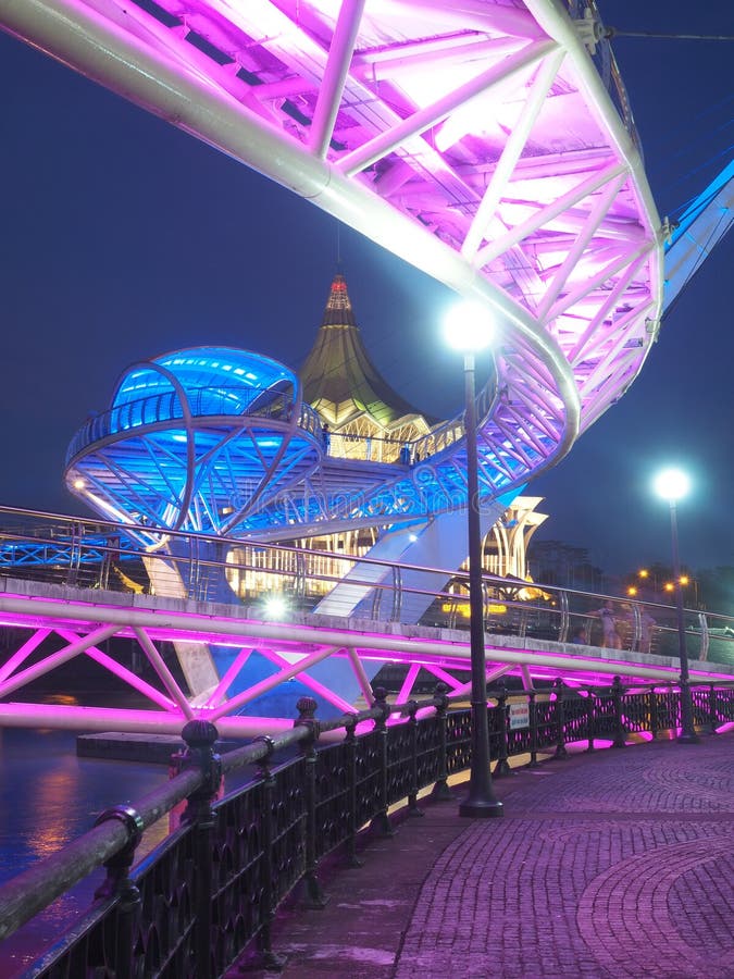 Kuching Borneo Sarawak Bridge Stock Photo - Image of malaysien, bridge ...