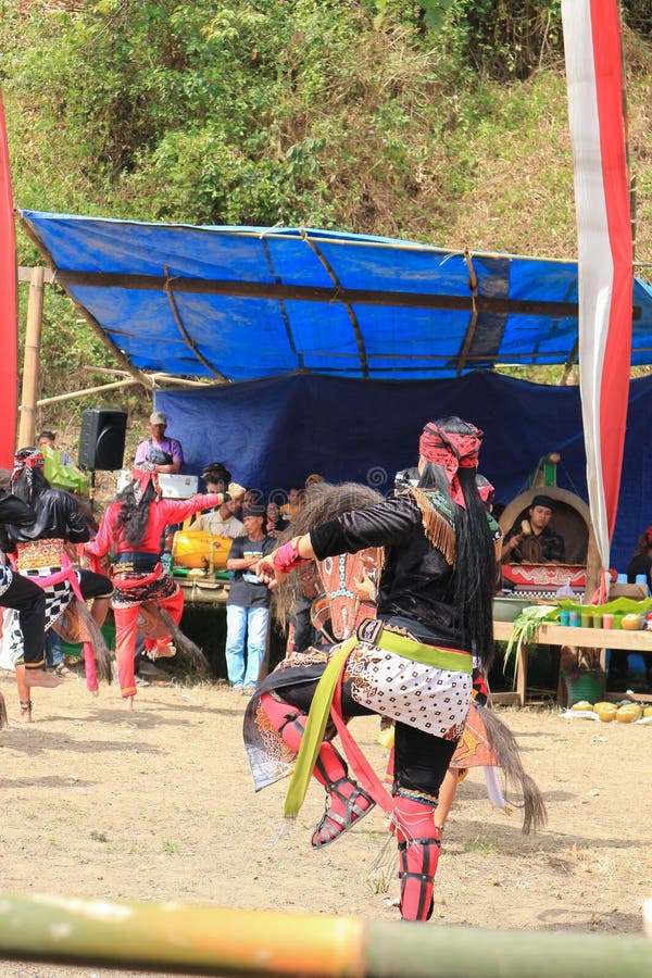 285 Lumping People Stock Photos - Free & Royalty-Free Stock Photos from ...