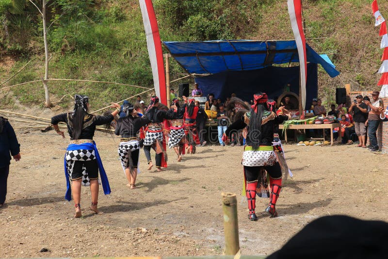 4,185 Javanese People Java Indonesia Stock Photos - Free & Royalty-Free ...