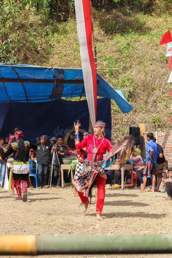 285 Lumping People Stock Photos - Free & Royalty-Free Stock Photos from ...