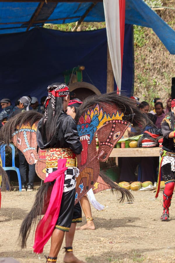 4,185 Javanese People Java Indonesia Stock Photos - Free & Royalty-Free ...