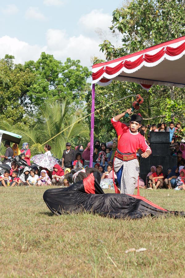 285 Lumping People Stock Photos - Free & Royalty-Free Stock Photos from ...