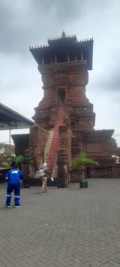 Kudus Tower in Central Java , Indonesia Editorial Photo - Image of java ...