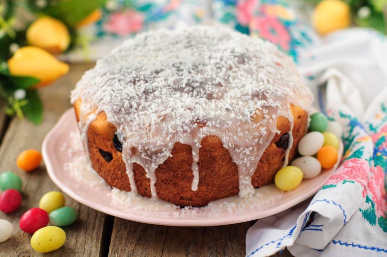 Kulitch (Kulich), Russian Easter Bread Stock Image - Image of icing ...