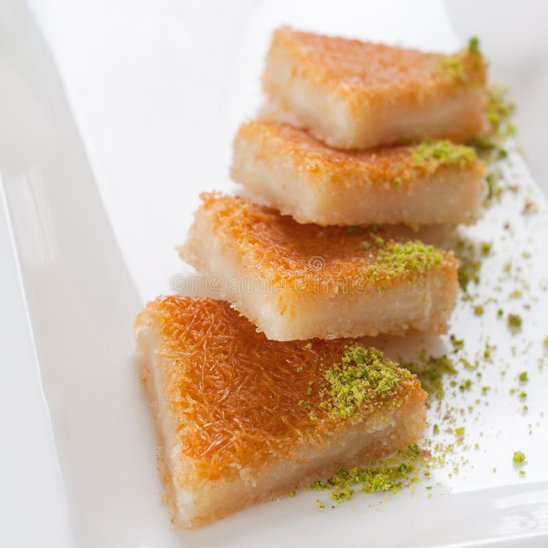 Kunefe, Turkish sweet stock photo. Image of kunefe, delicious - 21819482