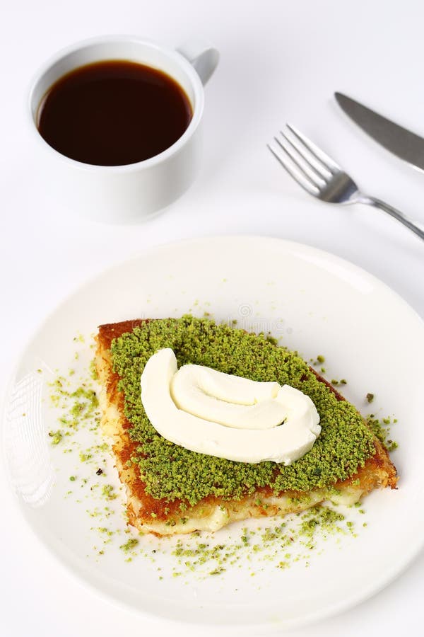 Kunefe / Turkish Traditional Dessert Stock Photo - Image of baking ...
